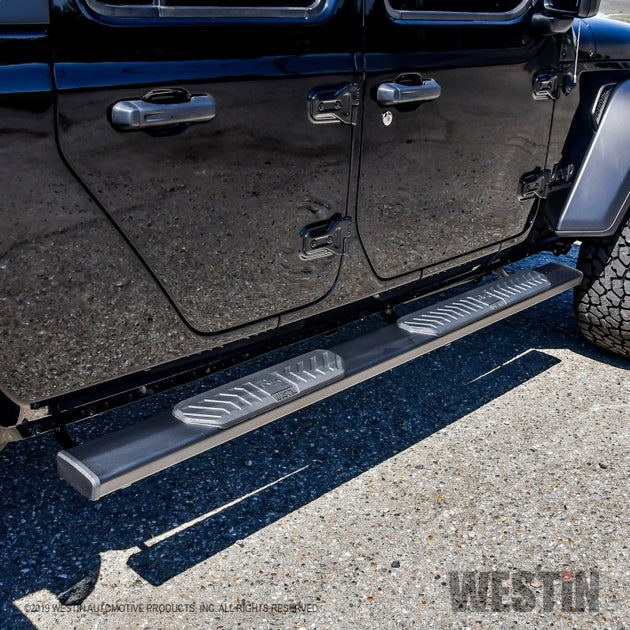 Westin 2020 Jeep Gladiator R5 Nerf Step Bars - Black | Juggernaut ...